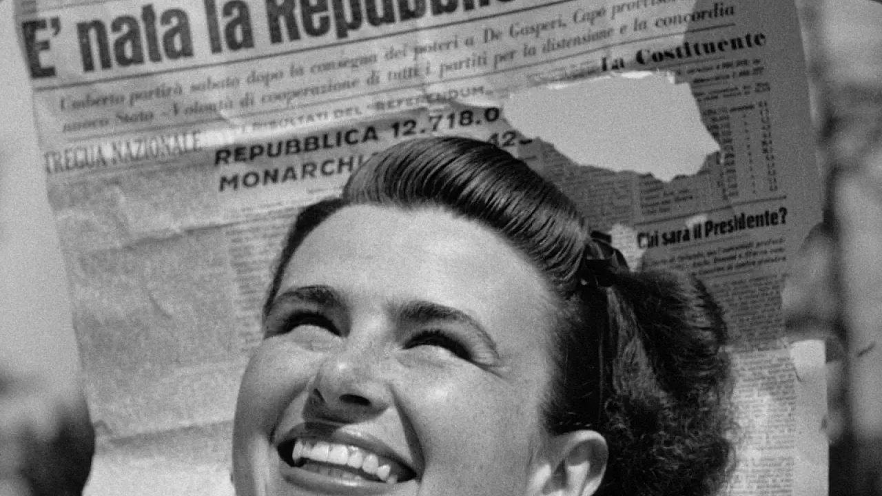 Auguri Italia, ragazza di 80 anni | SALTO