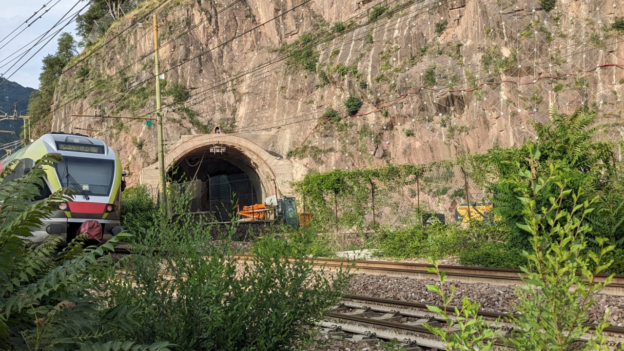 Presslufthammer in den Nachtstunden | SALTO